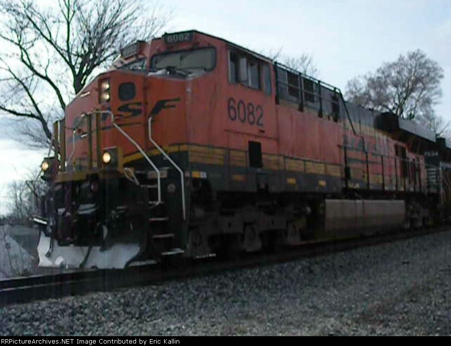 BNSF 6082
